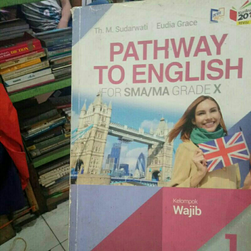 Jual BUKU BEKAS PATHWAY TO ENGLISH 1 SMA | Shopee Indonesia