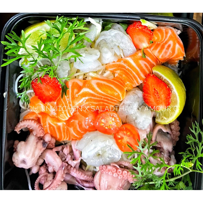 Jual Salad Komplit (Salmon udang udang gurita) QUINN KITCHEN | Shopee ...