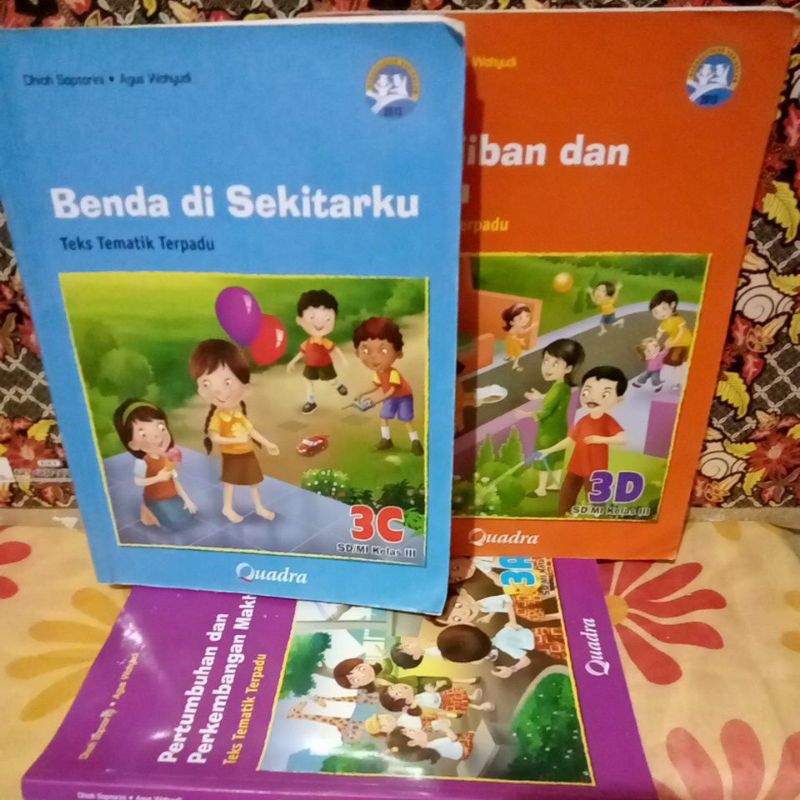 Jual TEKS TEMATIK TERPADU 3A 3B 3C 3D 3E SD/MI KELAS 3 III QUADRA ...