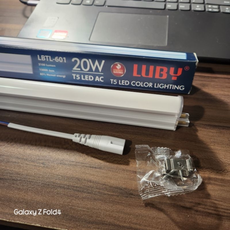 Jual Luby TL T5 LED lampu etalase 20 watt Neon box lampu kitchen set ...