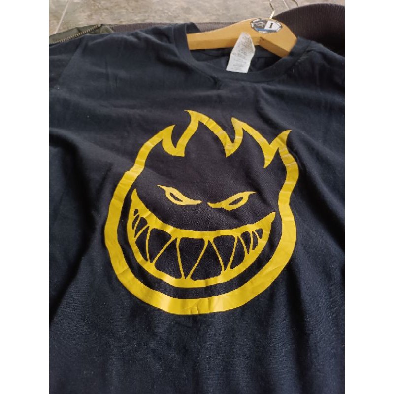 Jual Kaos Spit Fire Gildan Built Up T-Shirt Spit Fire Gildan Black ...