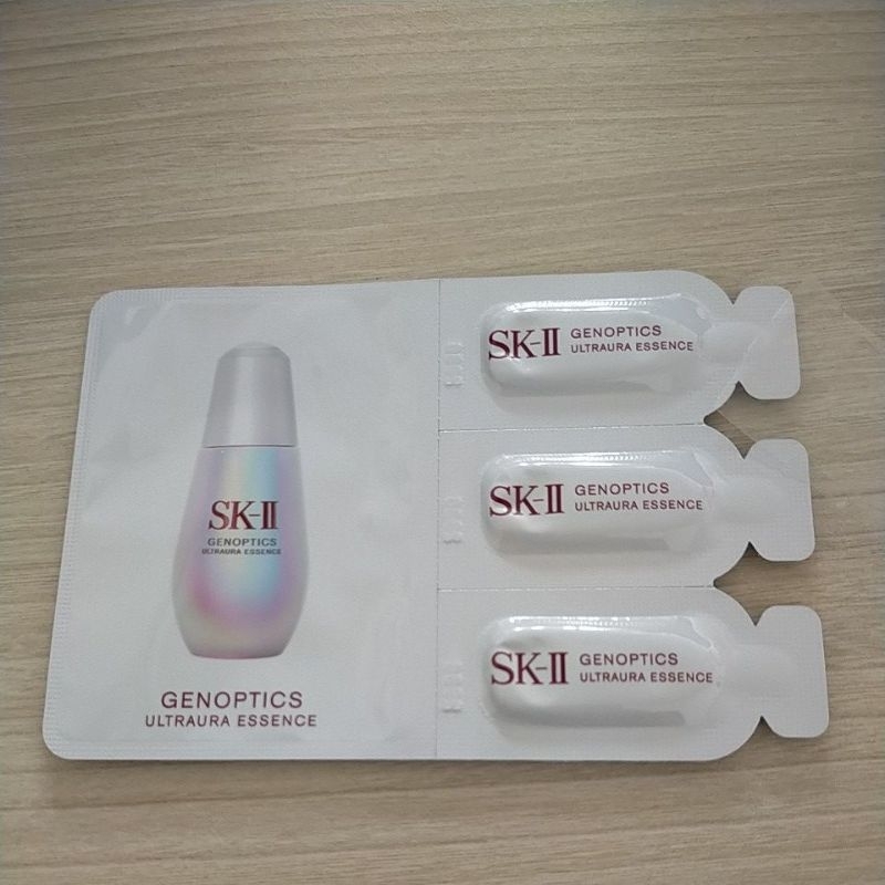 Jual SK-II Genoptics Aura & ultraura Essence sachet | Shopee Indonesia