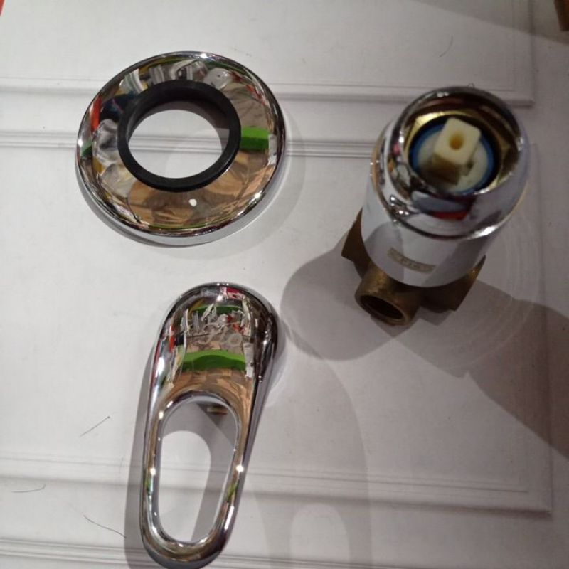 Jual kran shower tanam up down fio | Shopee Indonesia