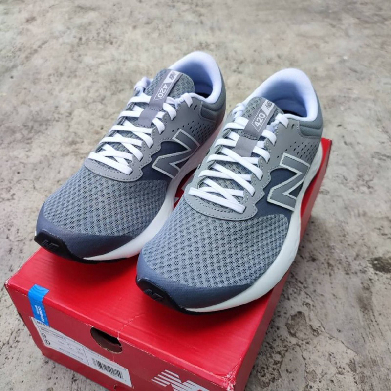 Jual Sepatu Running New Balance Running "Grey" | Shopee Indonesia