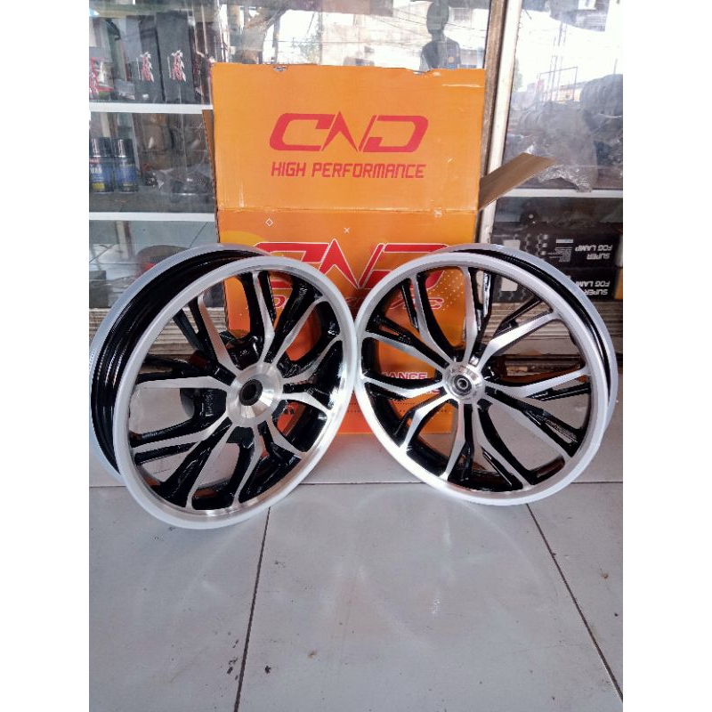 Jual pelek velg racing Vario 125 dan 150 pnp 160 CBS tapak lebar 215 ...