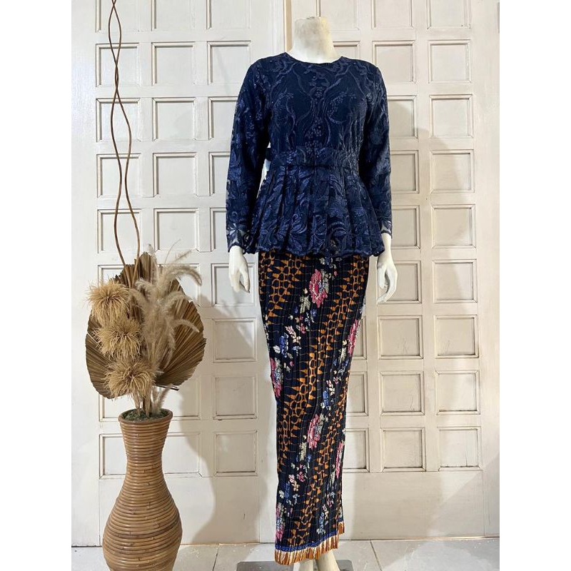 Jual SETELAN KEBAYA TILE PITA/KEBAYA SERAGAMAN PESTA/KEBAYA TILE MODERN ...