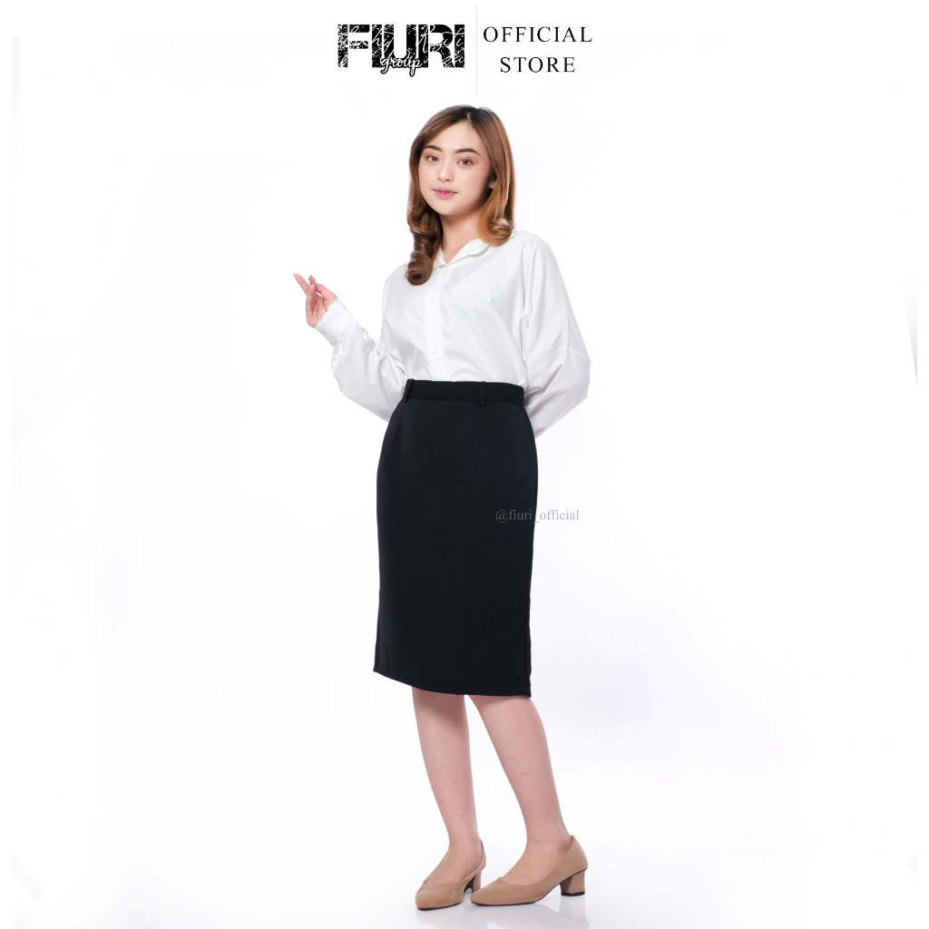 Jual FIURI - Rok Span Pendek Wanita Bahan Formal 3/4 Selutut - Span ...