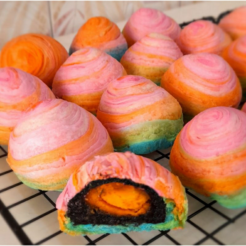 Jual (isi 6) Thousand Layers Mooncake / Pia Bulan / Kue Bulan | Shopee ...