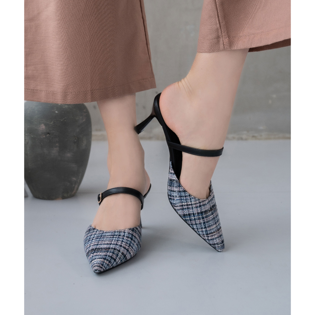Jual NCY Shoes MIRACLE Mules Heels warna hitam | Shopee Indonesia