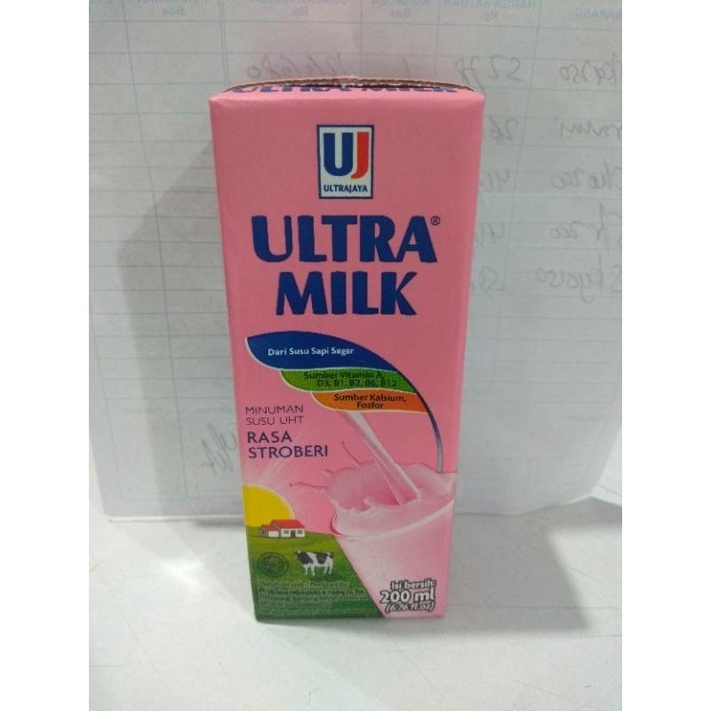 Jual ULTRAMILK susu rasa strawberry 200ml | Shopee Indonesia