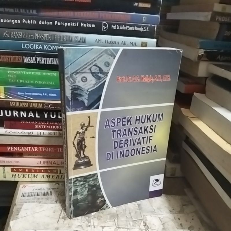 Jual ASPEK HUKUM TRANSAKSI DERIVATIF DI INDONESIA by Prof Dr O C ...