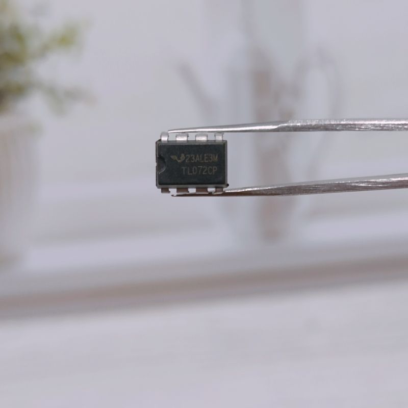 Jual IC TL072 DIP-8 IC DUAL OP AMP 072 | Shopee Indonesia