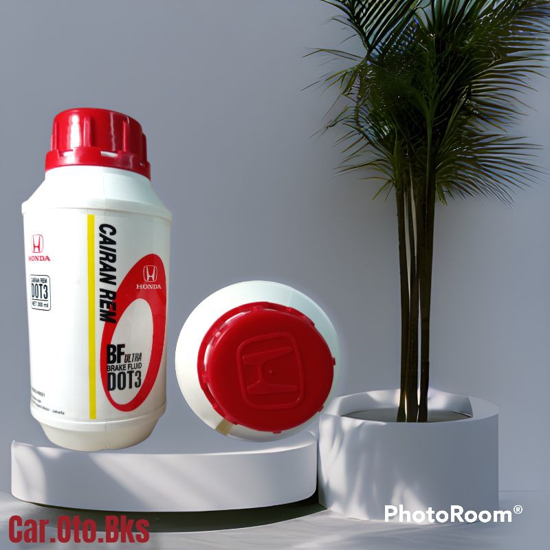 Jual Minyak rem Cairan Rem dot3 ultra brake fluid 300ml Original Honda genuine part | Shopee ...