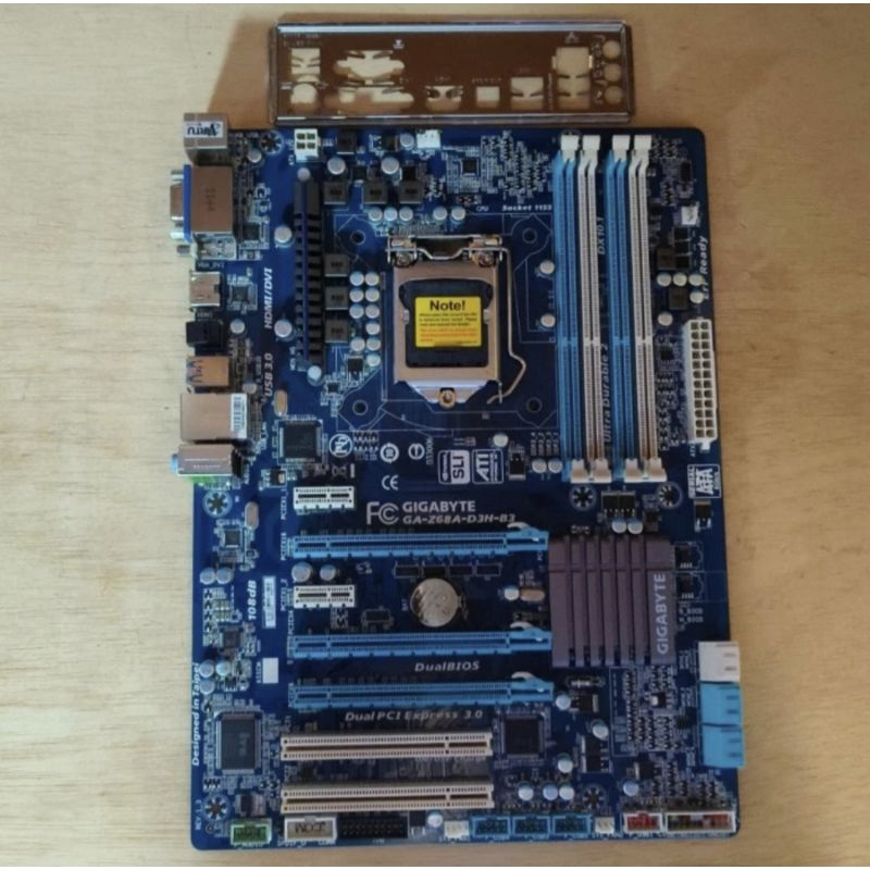 Jual MOBO/MOTHERBOAD GIGABYTE Z68A-D3H-B3 / LGA 1155 / 4 SLOT RAM DDR3 ...