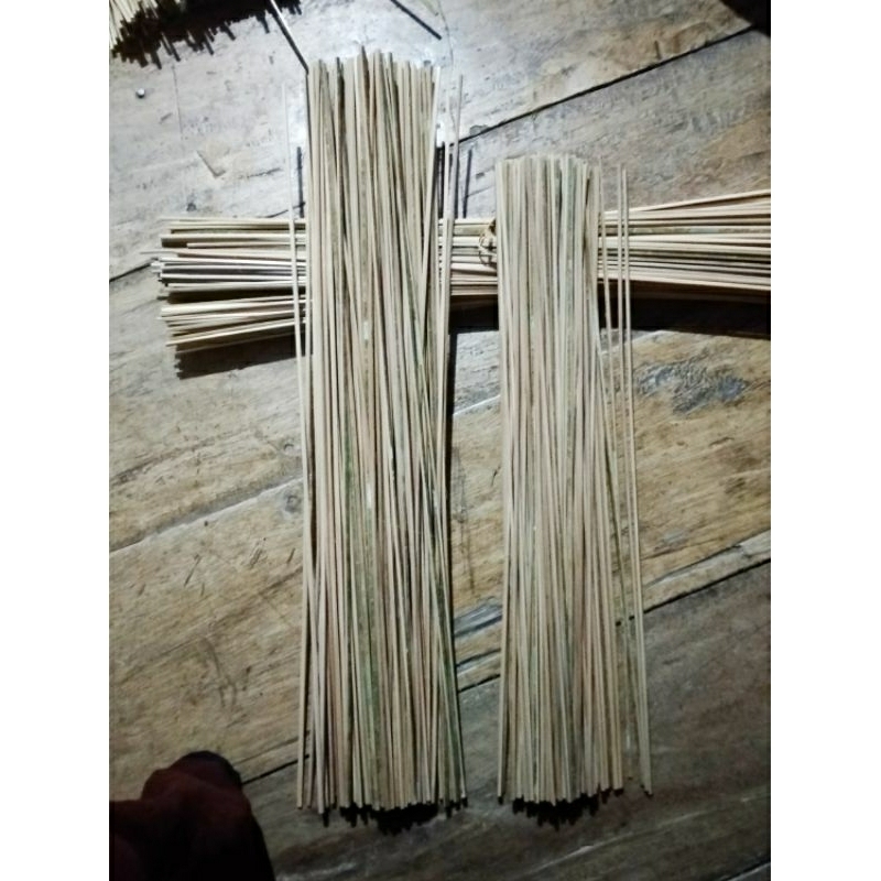Jual 100 pasang Arku Layangan Kulitan bambu petung bambu apus/Tali ...