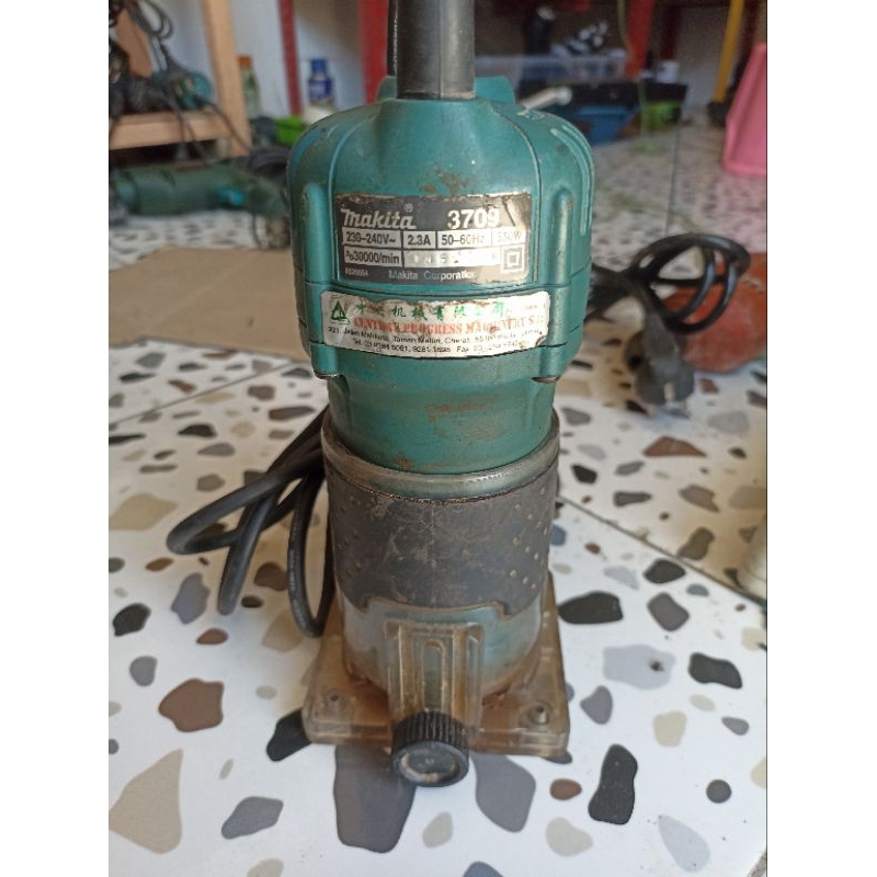 Jual profil merk MAKITA 3709 kondisi Bekas normal mesin sip | Shopee ...