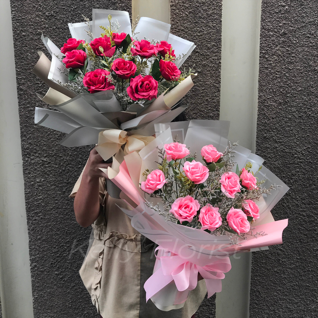 Jual Hand Bouquet Artificial Flower / Buket Bunga Mawar Artificial ...