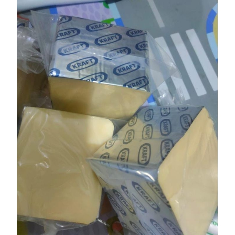 Jual Aneka Keju Parut Kraft Cheddar 1kg repack Meg, Prochiz, dll ...