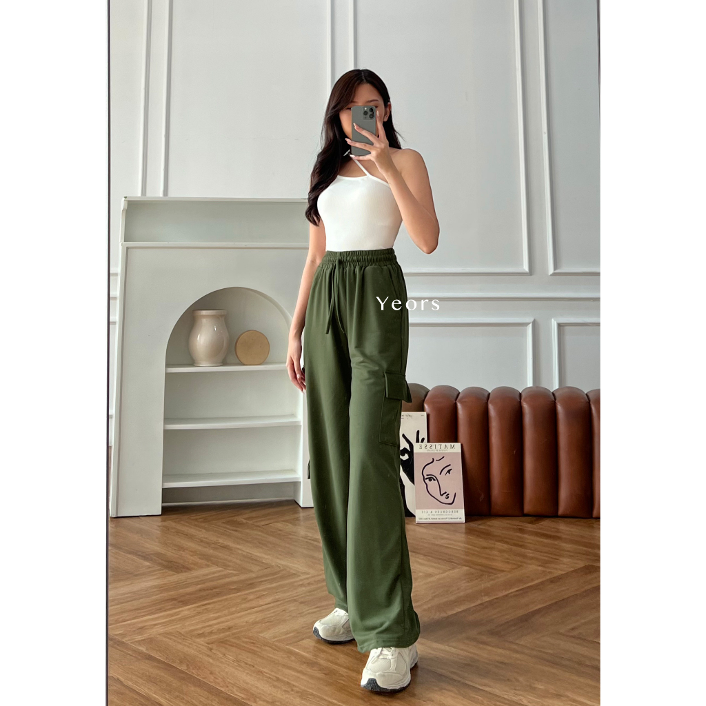Jual YEORS - Bailey Cargo Pants - Wide Leg Highwaist Baby Terry Cargo ...