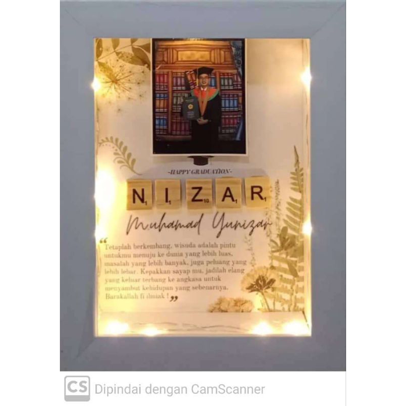Jual bingkai 3D hadiah wisuda, nikah, baby born | Shopee Indonesia