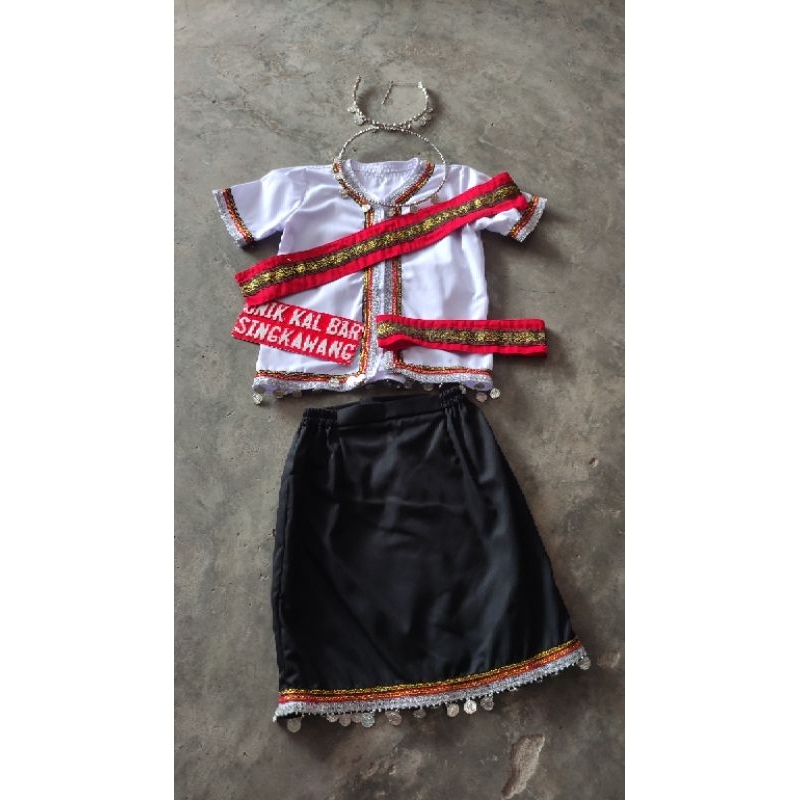 Jual BAJU ADAT CEWEK DAYAK SALAKO | Shopee Indonesia