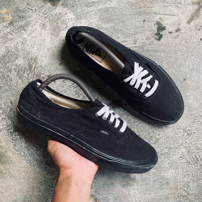 Jual vans authentic | Shopee Indonesia