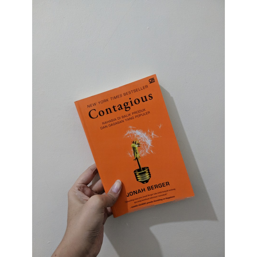 Jual Buku Contagious: Why Things Catch On by Jonah Berger (English ...