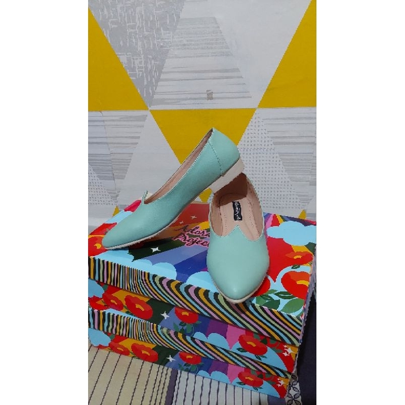 Jual APANTE TOSCA FLATSHOES BY ADORABLE PROJECTS | Shopee Indonesia