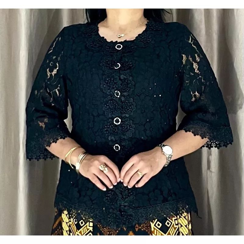 Jual Atasan Blouse Brokat Laurent CZ Brokat Import | Shopee Indonesia