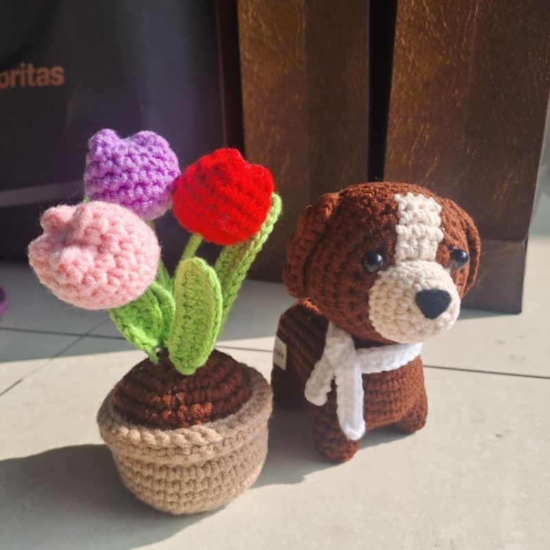 Jual (CRAFT BY YULI) Hampers Ulang Tahun Handmade / Amigurumi Anjing ...