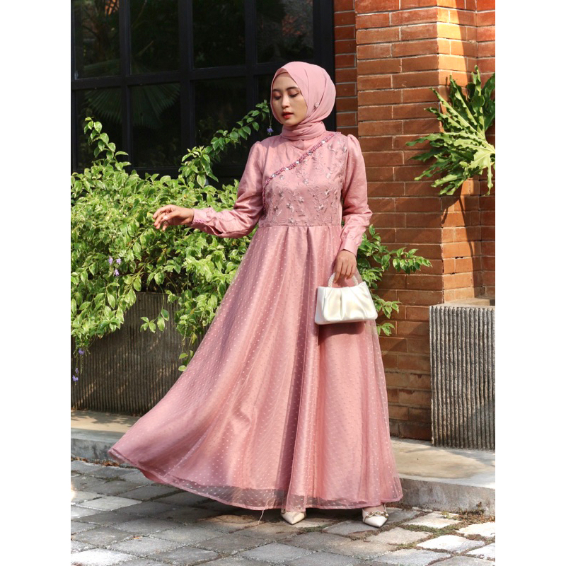 Jual Clara Dress - Gaun Prewedding - Gaun Pesta - Dress Wisuda (Ready ...