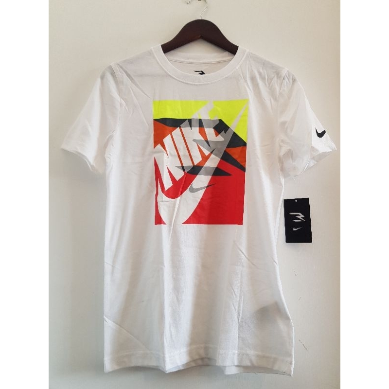 Jual NIKE GRADIENT LOGO TEE WHITE | Shopee Indonesia