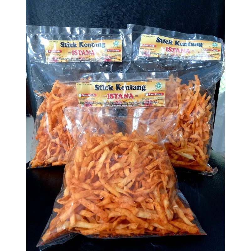 Jual stik kentang || cemilan Snack gurih asin pedes | Shopee Indonesia