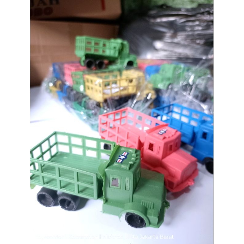 Jual 10pcs mainan truk Fuso 4x10cm | Shopee Indonesia
