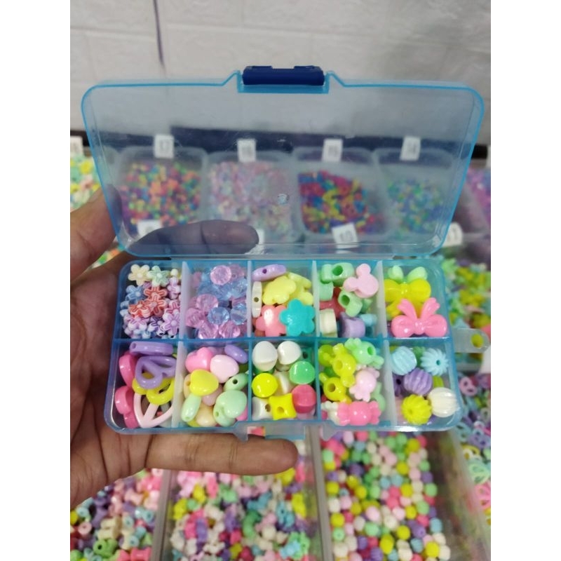 Jual BEADED DIY/ Kotak Manik Meronce/ meronce manik free box sekat ...