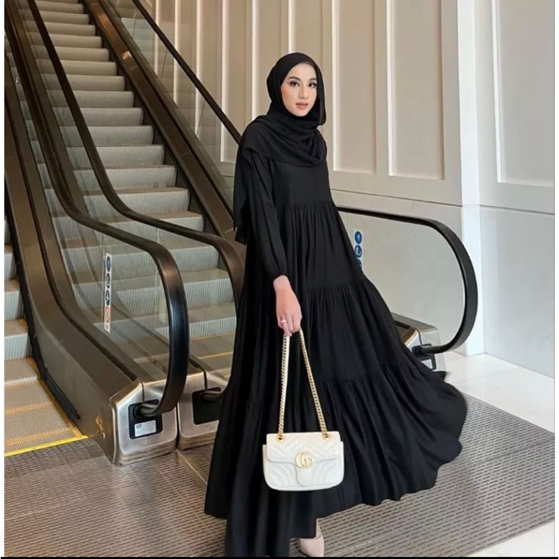 Jual Gamis hitam polos Bahan jatuh / Gamis Wanita Dewasa Simple 2024 ...