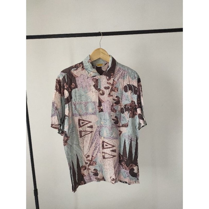 Jual Preloved Kemeja Pria Bahan Bludru Size L | Shopee Indonesia