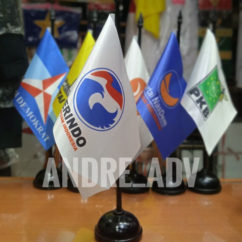 Jual bendera perindo dan tiang kayu meja | Shopee Indonesia