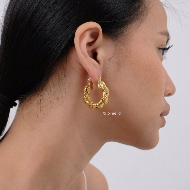 Jual JUN | Everyday - Gold Plated Twisted Thick Hoop Earrings - Anting Wanita | Shopee Indonesia
