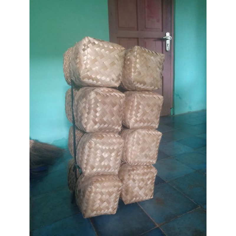 Jual besek bambu anyaman isi 30 pasang UK 12/13cm | Shopee Indonesia