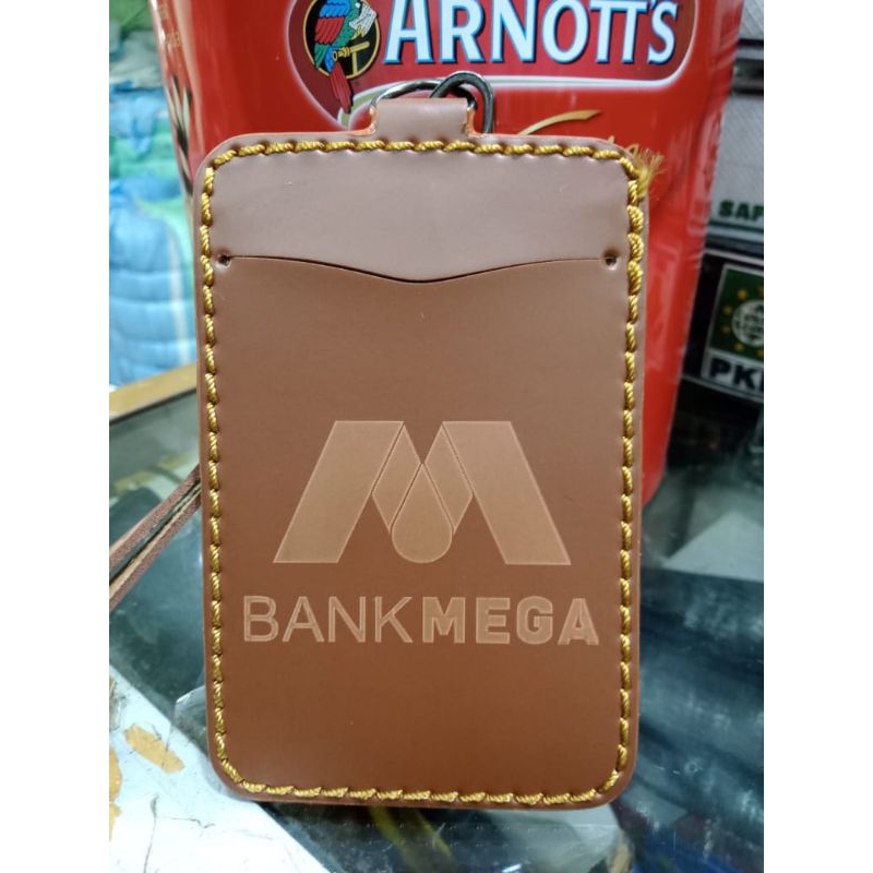 Jual name tag holder BANK MEGA | Shopee Indonesia