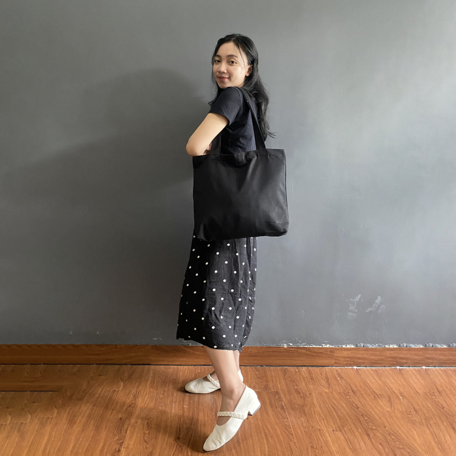 Jual Tote bag Kanvas Twill Hitam Custom Totebag Custom Warna Hitam ...