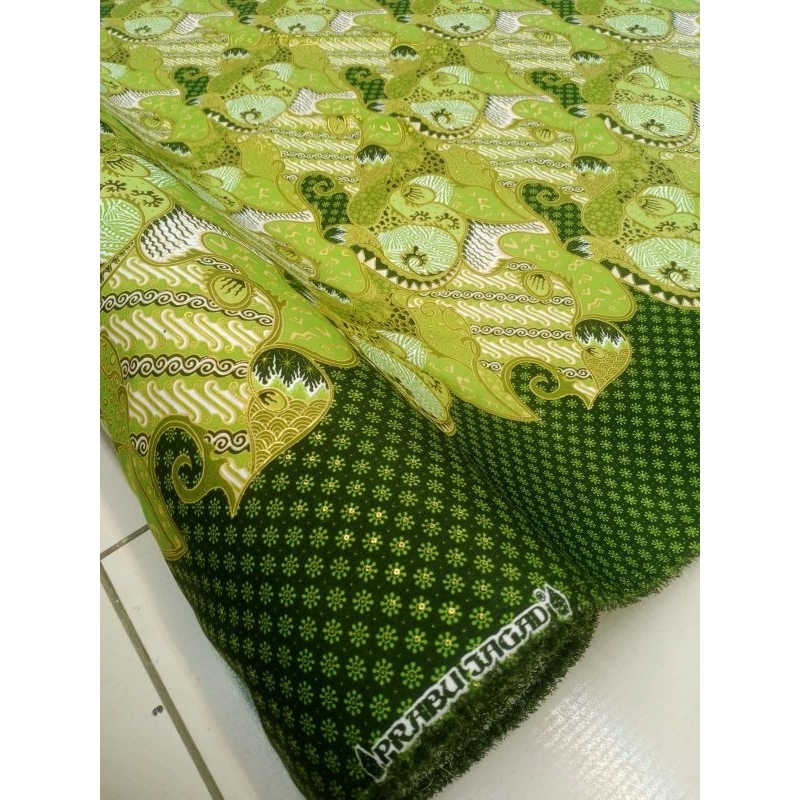 Jual Kain Batik Semi Sutra Foil Legenda Mas. Bahan Batik Prada Silk By ...