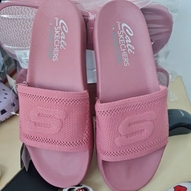 Jual SENDAL WANITA SKECHERS PINK KARET ORIGINAL | Shopee Indonesia