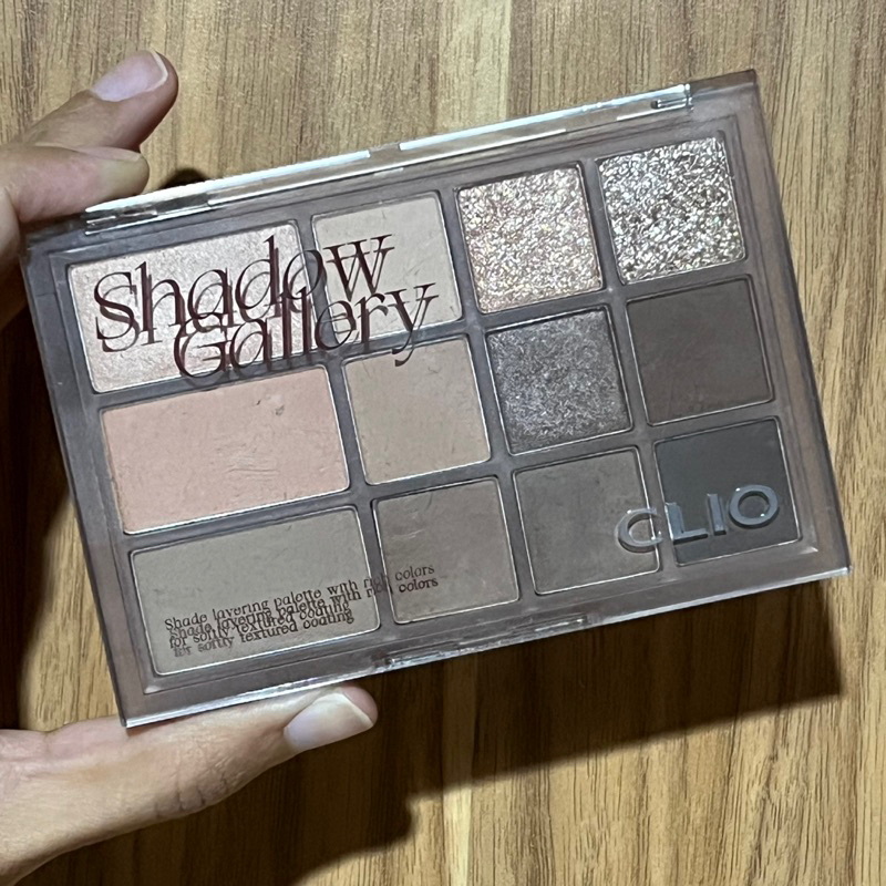 Jual Clio Shade & Shadow Palette: 01 Shadow Gallery Preloved 85% | Shopee Indonesia