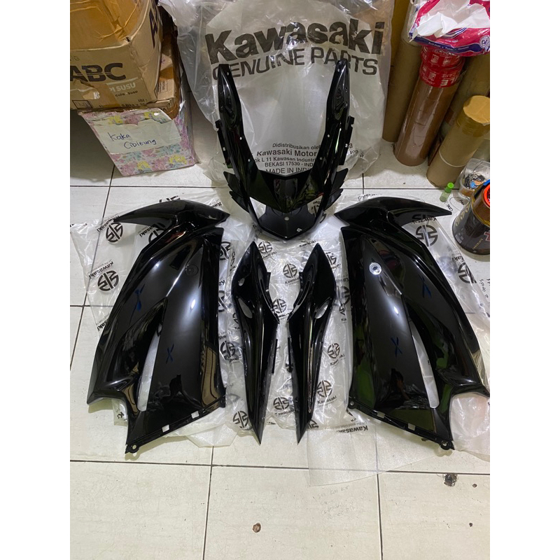 Jual Sepaket cover Body fairing ninja rr new hitam polos original ...
