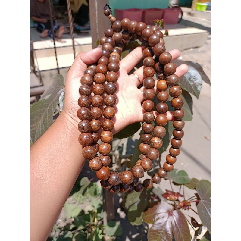 Jual Tasbih Japamala 108 kayu gaharu agathis/kayu raja 15mm | Shopee ...