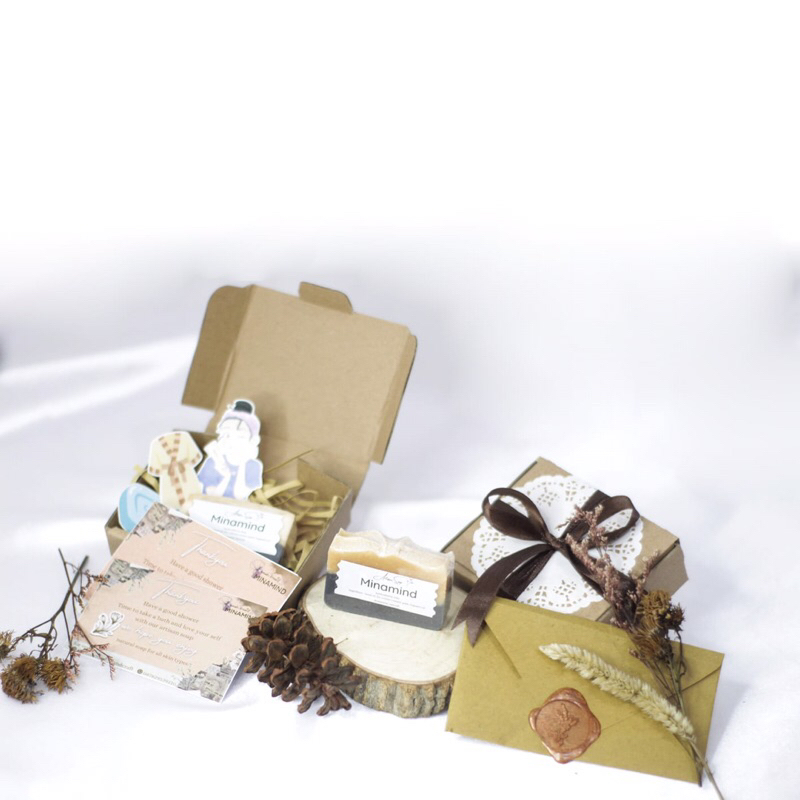 Jual Paket Wedding Gift Souvenir Random Design | Shopee Indonesia