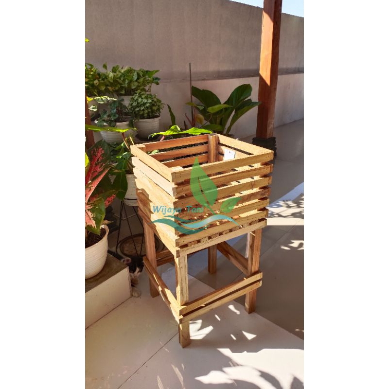 Jual Pot Anggrek 30x30x50 | Pot Kayu Anggrek Kayu Jati Oven | Rak ...