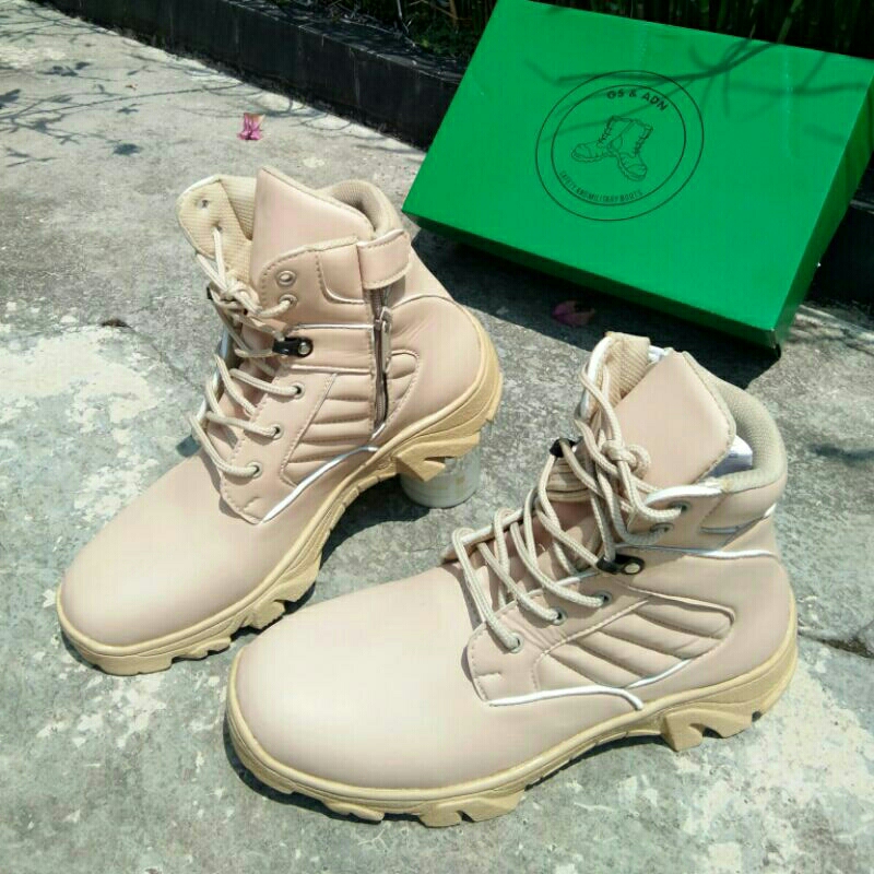 Jual Sepatu Hiking Outdor Sepatu Adventure Anti Air | Shopee Indonesia
